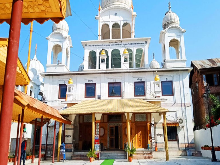 Top 10 Gurudwaras in Kashmir - Kashmir Online Blog