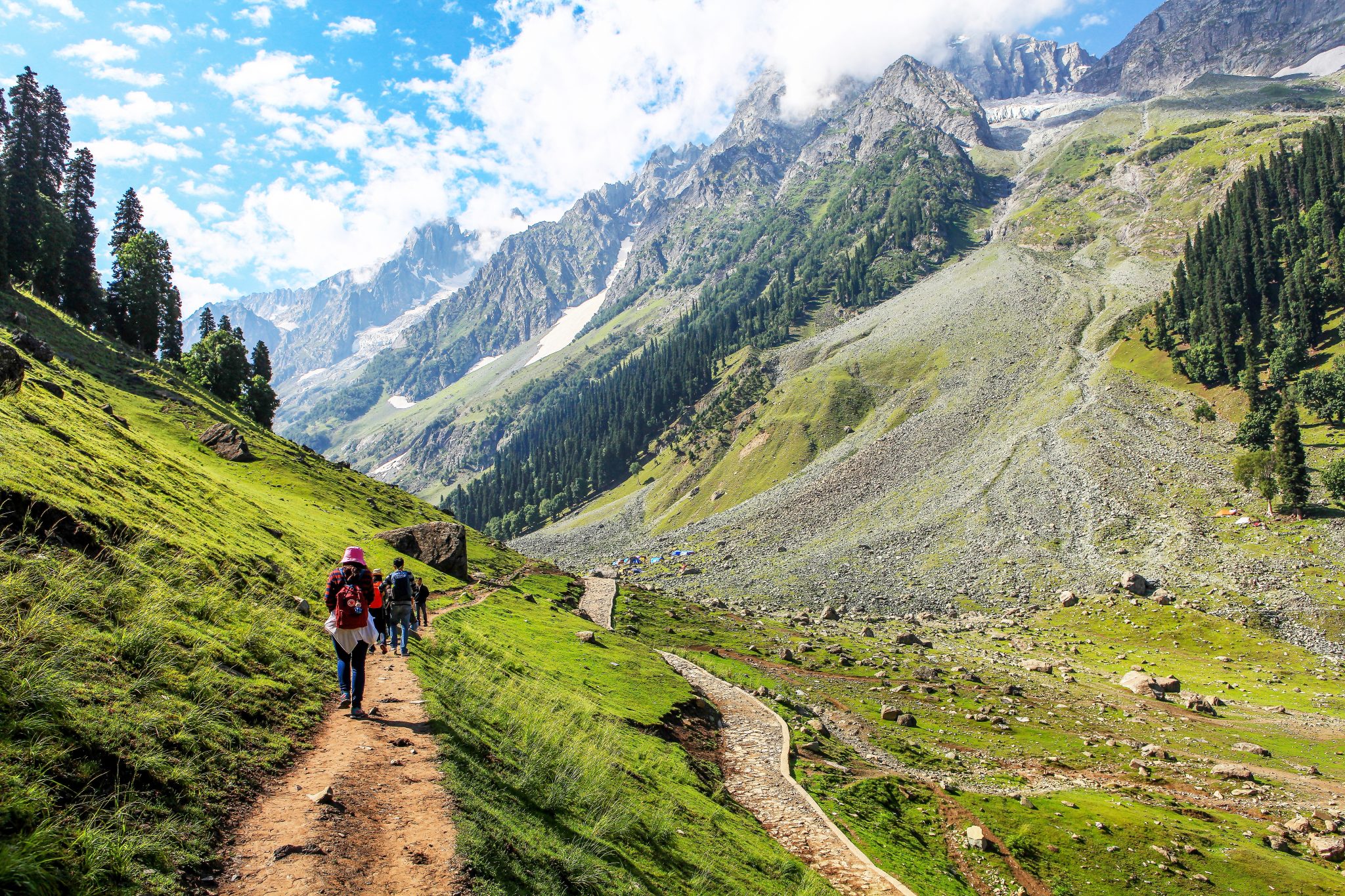 Top 10 Hiking trails in Kashmir - Kashmir Online Blog
